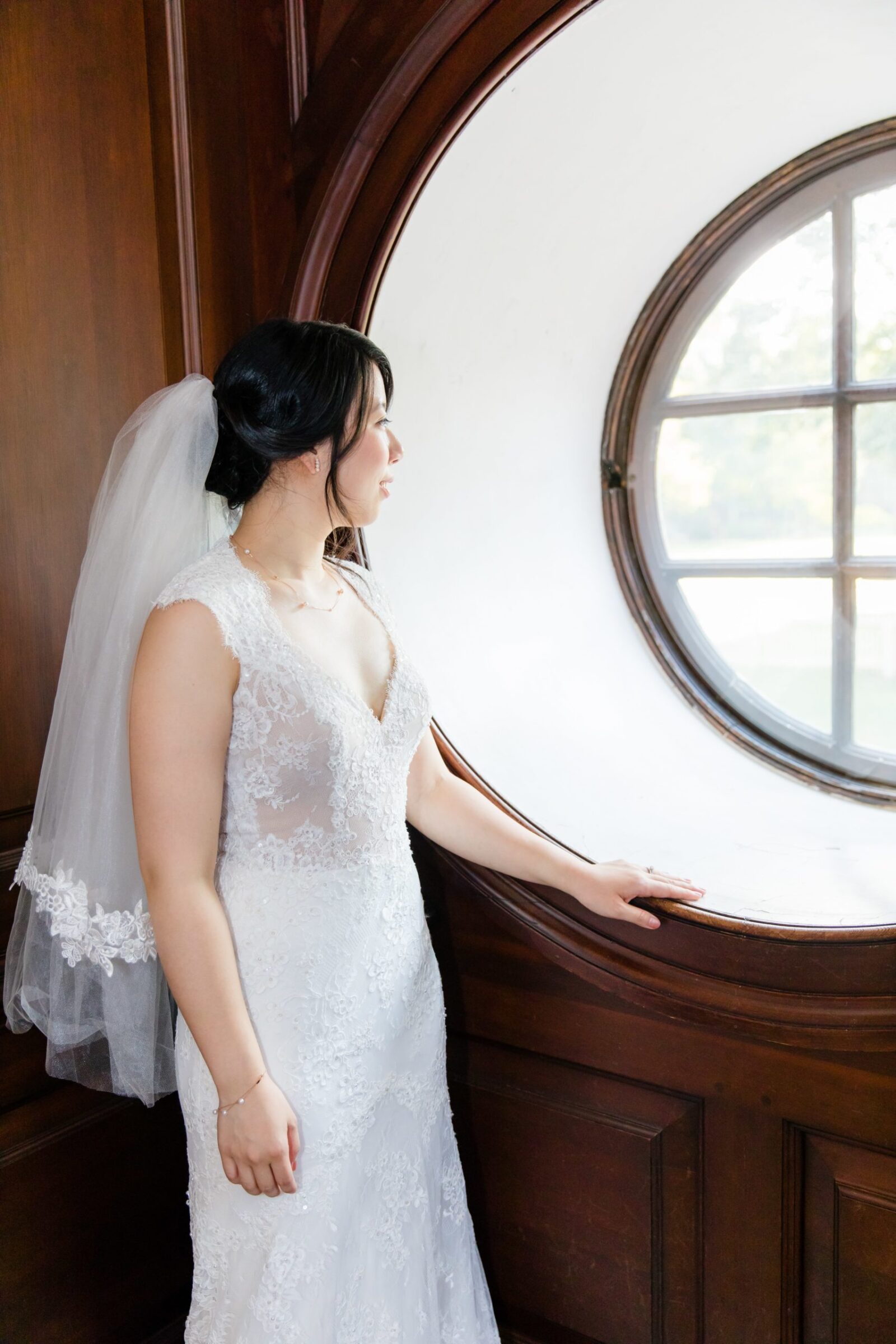 Wren Chapel Wedding for Intimate Ceremonies & Timeless Photos